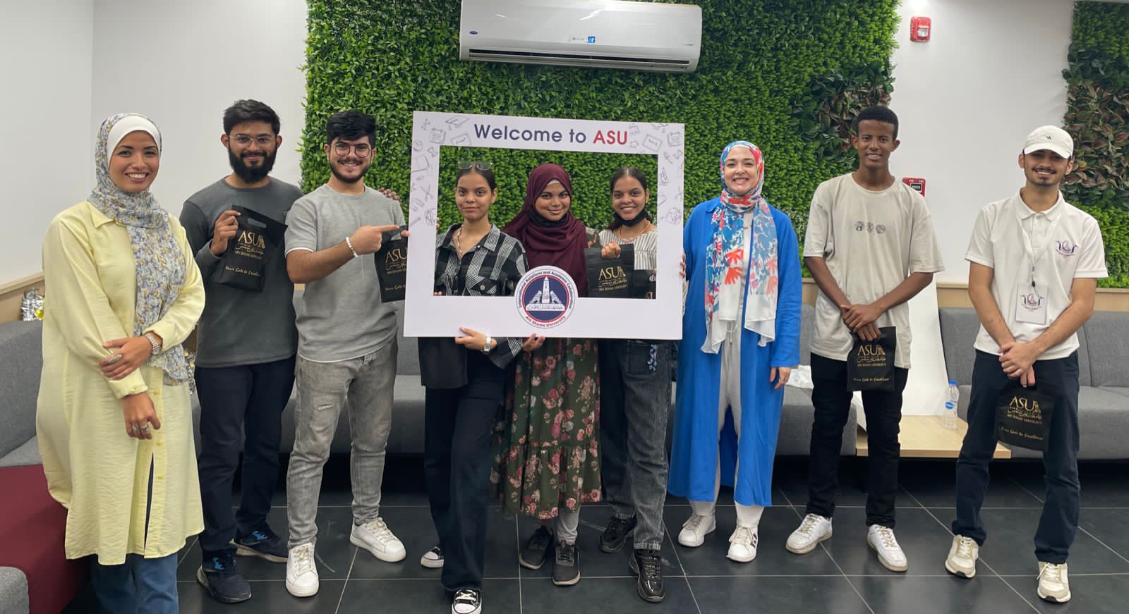 Photos: International Students Welcome and Orientation Week 2022-23 at ...
